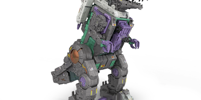 Toy Fair 17: Get a peek at the massive Transformer Trypticon | BrutalGamer