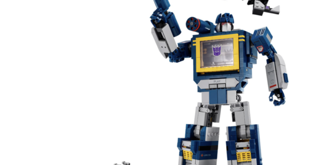 Soundwave superior, as the Decepticon joins LEGO's Transformers lineup ...
